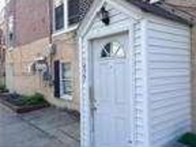 Flat For Rent In Allentown, Pennsylvania
