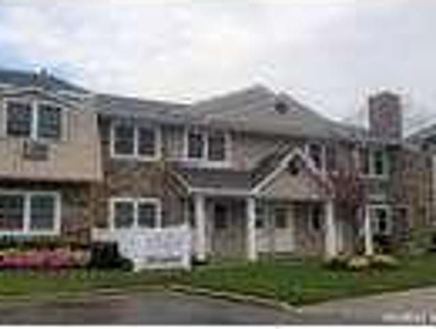 Flat For Rent In Bayport, New York