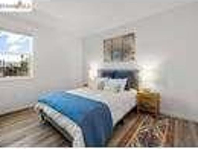 Flat For Rent In Brentwood, California