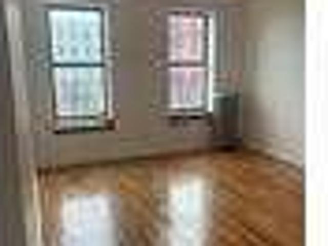 Flat For Rent In Bronx, New York