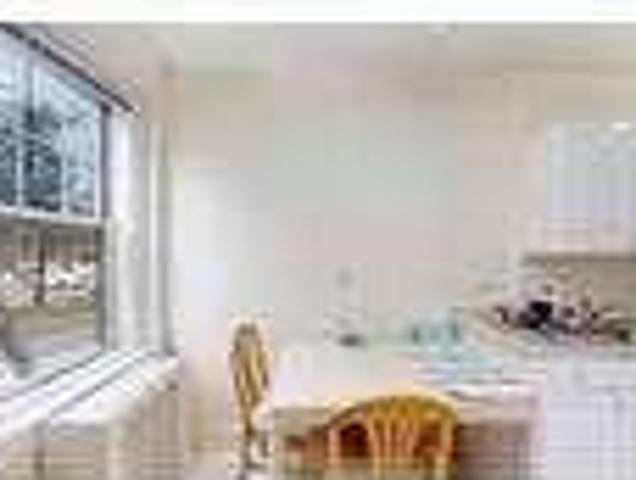 Flat For Rent In Cedarhurst, New York