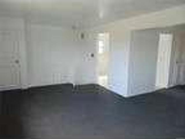 Flat For Rent In Cedarhurst, New York