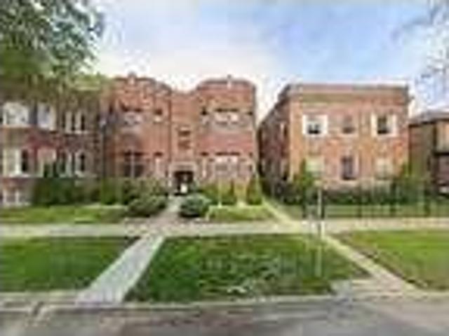 Flat For Rent In Chicago, Illinois