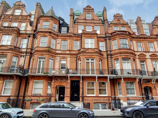 Flat for Rent in Draycott Place | Foxtons