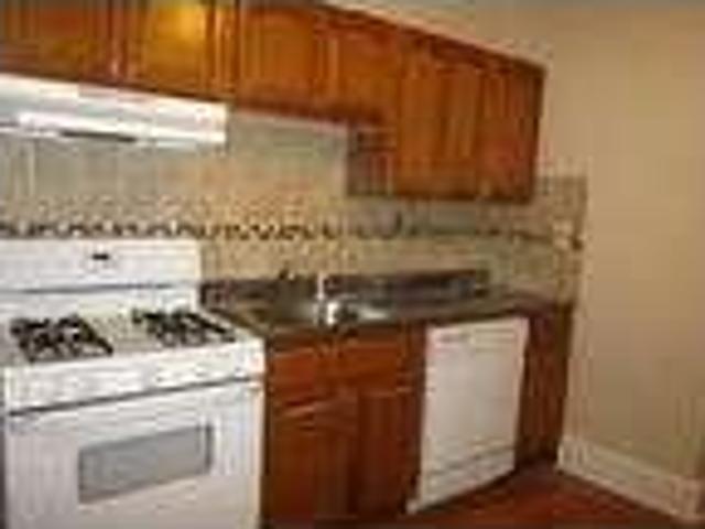 Flat For Rent In Garwood, New Jersey