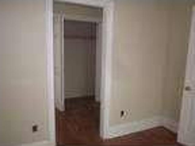 Flat For Rent In Garwood, New Jersey