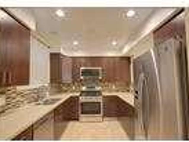 Flat For Rent In Glendale, California