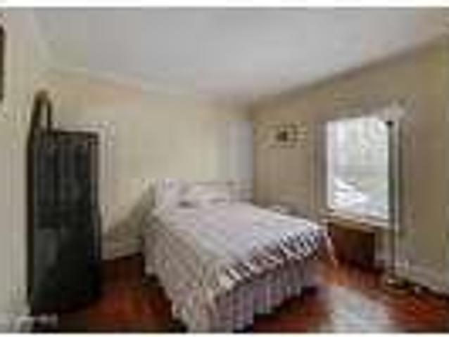 Flat For Rent In Gloversville, New York