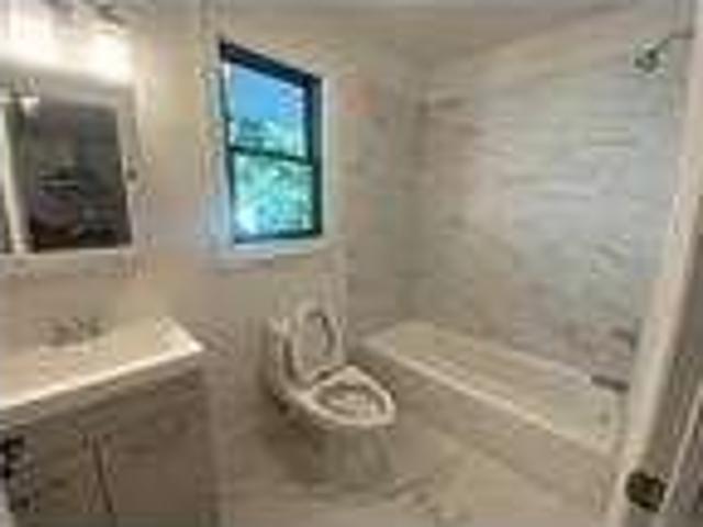Flat For Rent In Greenwood Lake, New York