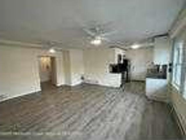 Flat For Rent In Island Heights, New Jersey