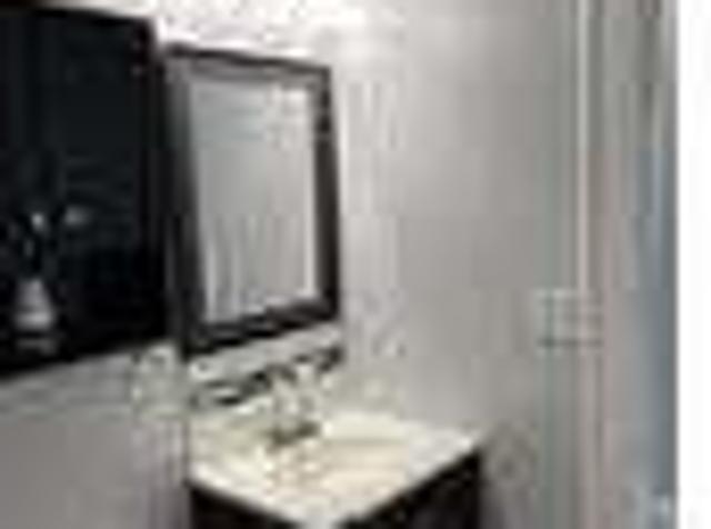 Flat For Rent In Lakewood, Ohio