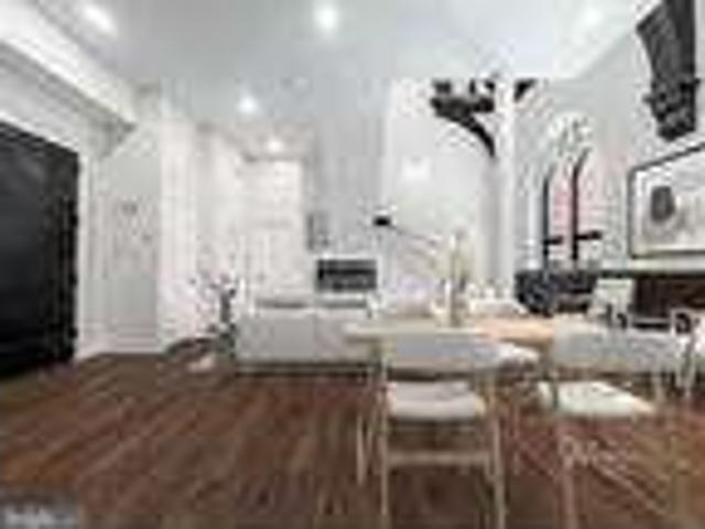 Flat For Rent In Philadelphia, Pennsylvania