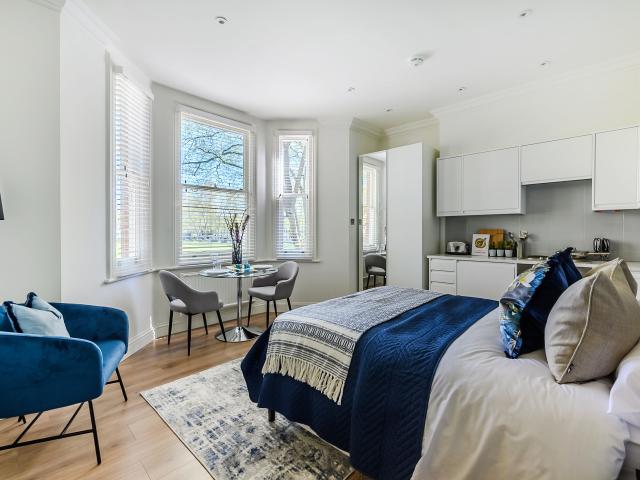 Flat for Rent in Vincent Square | Foxtons