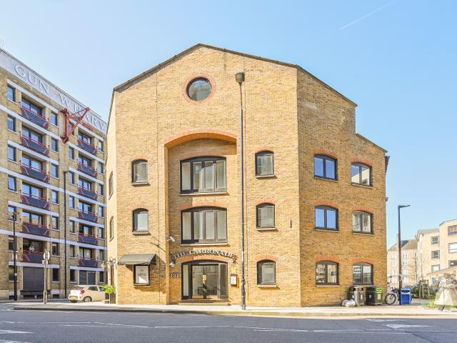 Flat for Rent in Wapping High Street | Foxtons