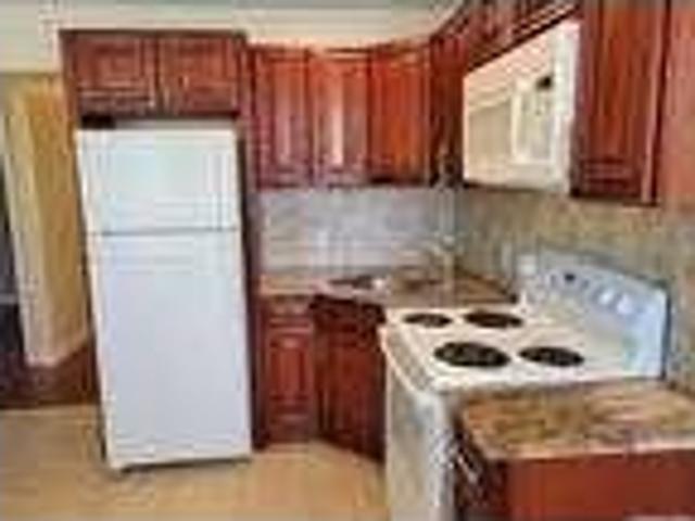Flat For Rent In Westbury, New York