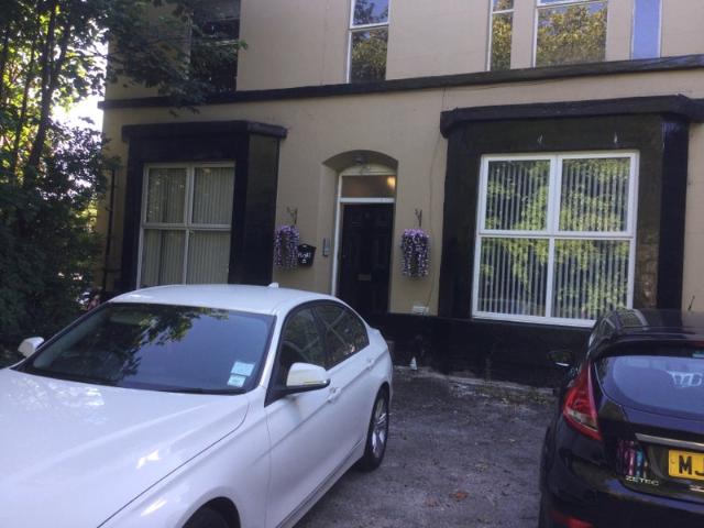 Flat for Rent L13 Derby Lane Liverpol