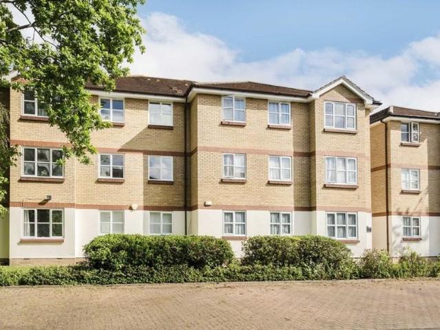 Flat for sale in Draymans Way, Isleworth, TW7 Ref 224319