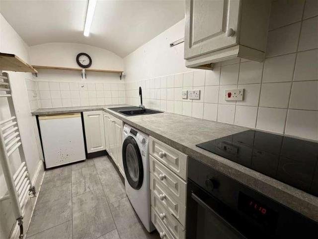 1 bed flat for sale