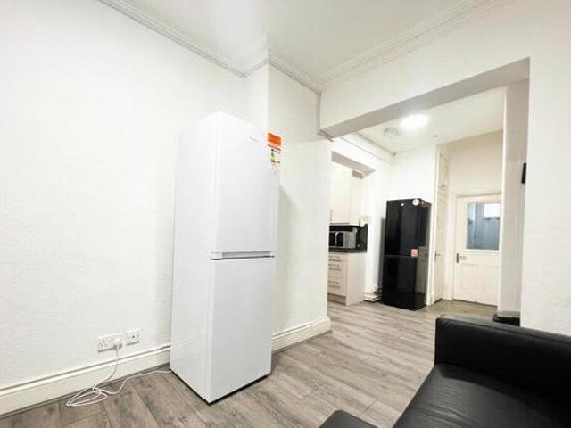 Flat, Friar Lane, 1 Bedroom Flat