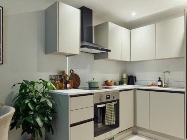 Flat,gramercy Tower, 1 Bedroom Apartment