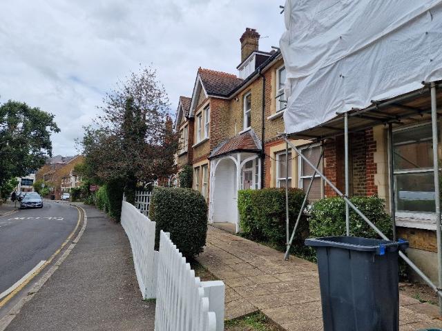 Flat, Grove Crescent, Kingston Upon Thames KT1, 1 bed flat to rent, £1,650 pcm | PrimeLocation