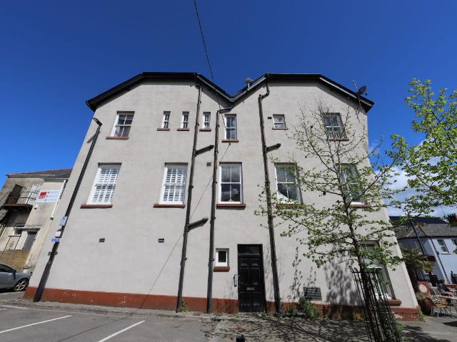 Flat, High Street, Aberdare CF44, 1 bed flat to rent, £450 pcm | PrimeLocation