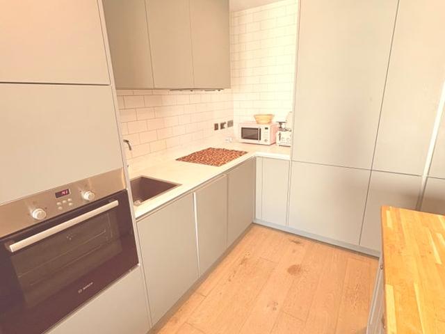Flat in central Croydon Bills included