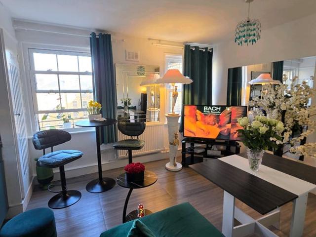 Flat in central London