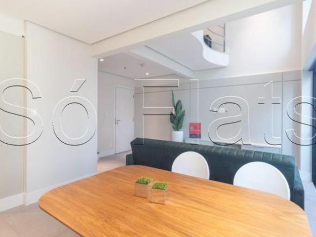 Flat International Duplex disponível para venda com 69m², 02 dorm e 02 vagas de garagem