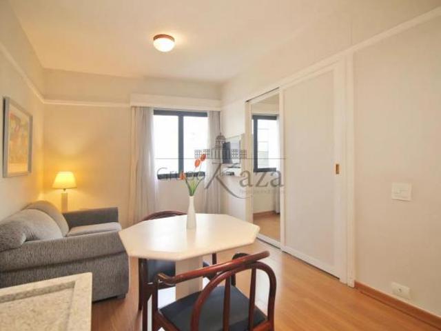 Flat Jardim Paulista 1 Dormitório 40m²