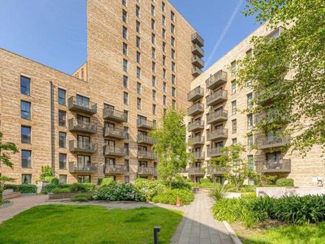 Flat Kingfisher Heights, Bramwell Way, 2 Bedroom Apartment