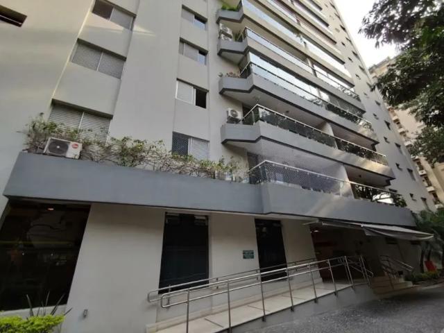 Flat para alugar na Vila Nova Conceição Edifício Saint Charles Cód. YOW01040