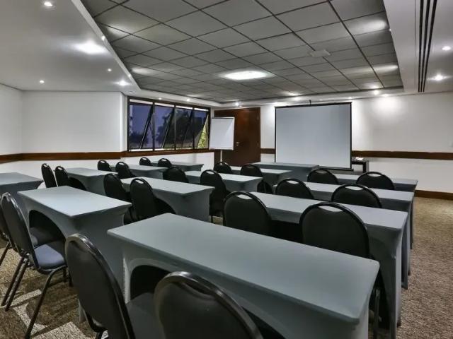 Flat para alugar no Paraíso Edifício Paradise Garden Cód. KDH03895