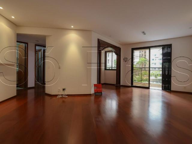 Flat para Aluguel com 3 quartos, 120 m² por R$ 7.011