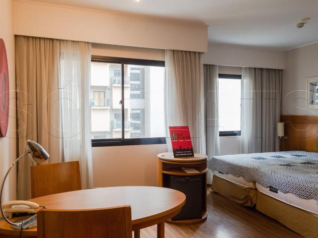 Flat para Aluguel com 1 quartos, 26 m² por R$ 2.300