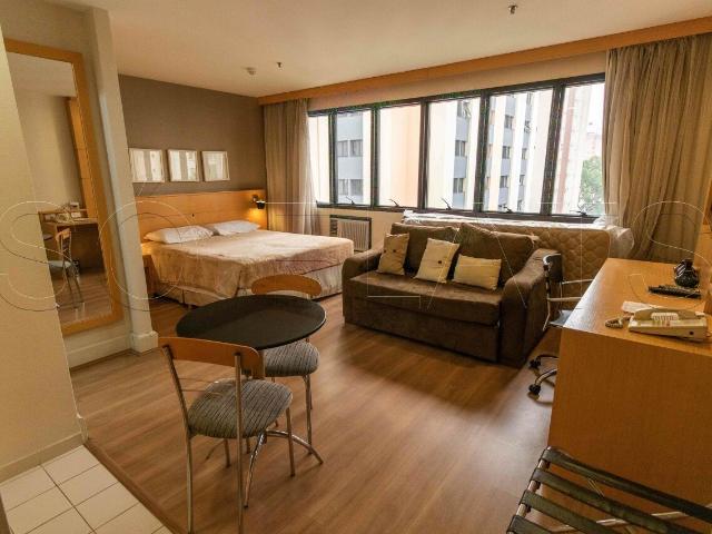 Flat para Aluguel com 1 quartos, 28 m² por R$ 2.818