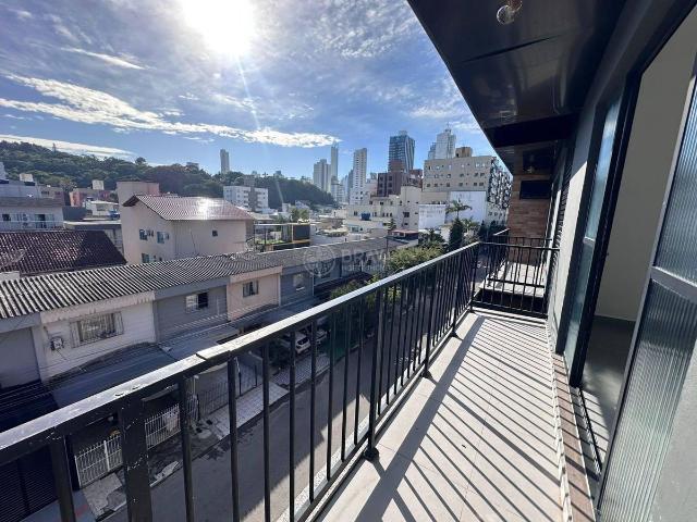 Flat para Aluguel com 1 quartos, 35 m² por R$ 2.500