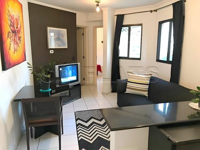 Flat para Aluguel com 1 quartos, 32 m² por R$ 3.900