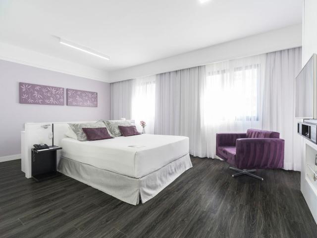 Flat para Aluguel com 1 quartos, 33 m² por R$ 3.000