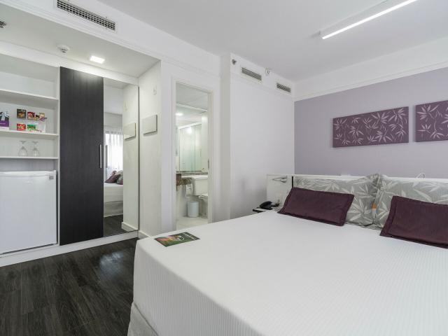 Flat para Aluguel com 1 quartos, 33 m² por R$ 3.000