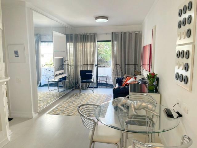 Flat para Aluguel com 1 quartos, 45 m² por R$ 5.000