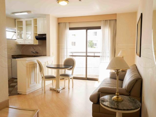 Flat para Aluguel com 1 quartos, 48 m² por R$ 3.823