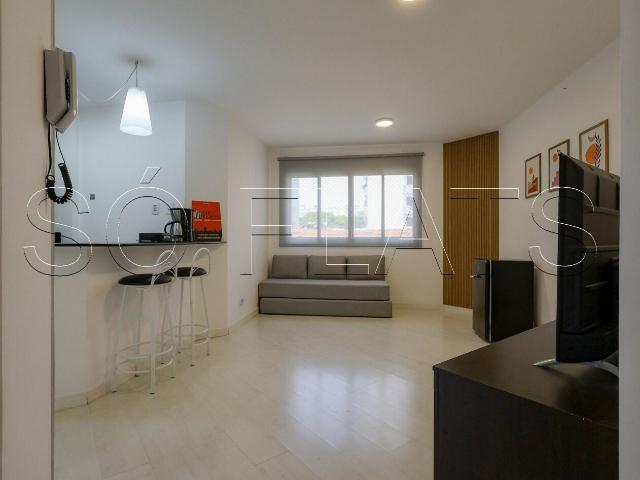 Flat para Aluguel com 1 quartos, 40 m² por R$ 2.700