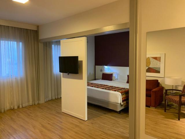 Flat para Aluguel com 1 quartos, 40 m² por R$ 4.210
