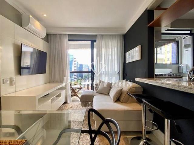 Flat para Aluguel com 1 quartos, 40 m² por R$ 8.000