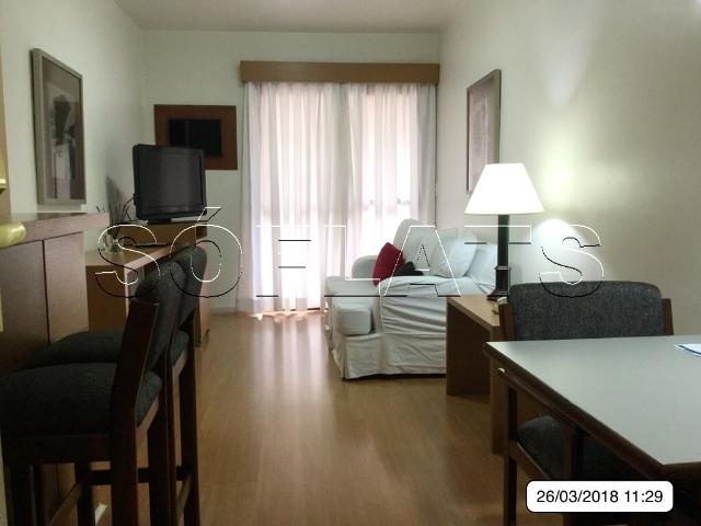 Flat para Aluguel com 1 quartos, 42 m² por R$ 2.500