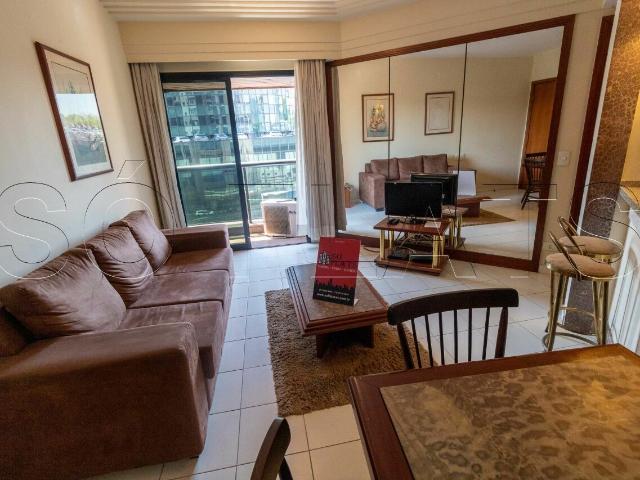 Flat para Aluguel com 1 quartos, 42 m² por R$ 2.550
