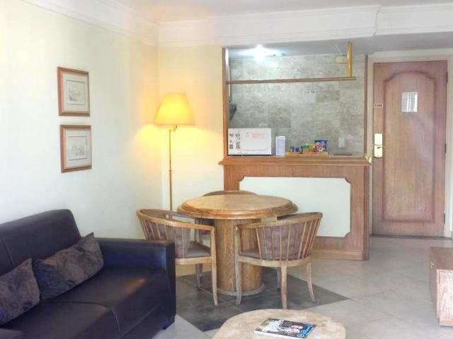 Flat para Aluguel com 1 quartos, 43 m² por R$ 3.300