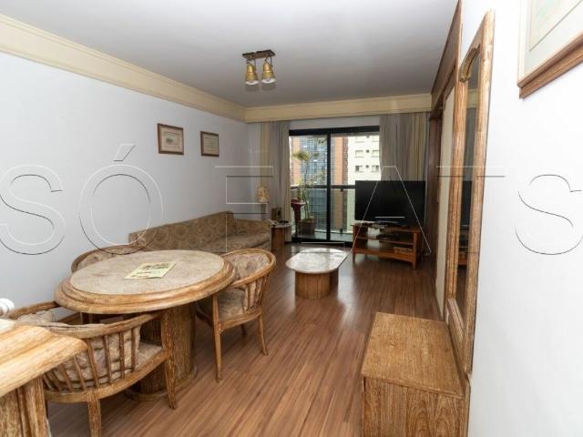 Flat para Aluguel com 1 quartos, 43 m² por R$ 3.300