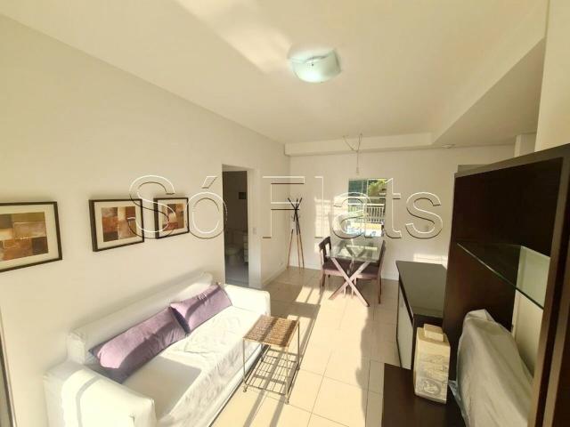 Flat para Aluguel com 1 quartos, 55 m² por R$ 4.500